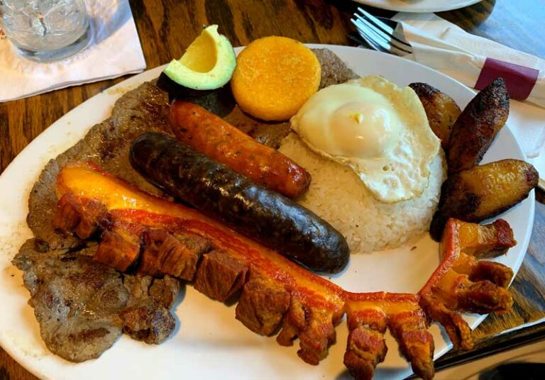 10 plats typiques de la gastronomie colombienne à essayer
